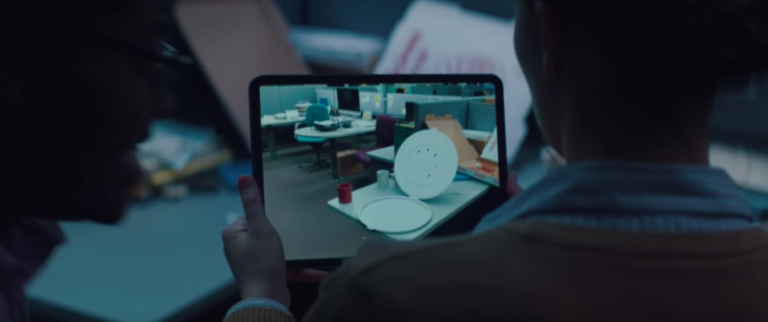 Apple creó una caja para pizza, y la muestra en su nuevo comercial ...